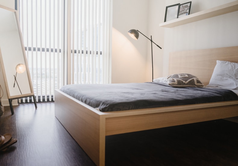 Maximizing Small Bedroom Spaces: Expert Bed Placement Tips for 2024 ... Maximizing Small Bedroom Spaces: Expert Bed Placement Tips for 2024 ...