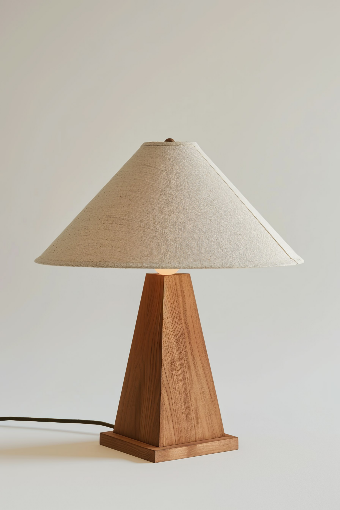Japandi Table Lamp: Illuminating Your Home with Subtle Elegance - Quiet ...